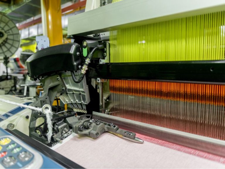 What is Linen? A Fascinating Guide to Production and Uses